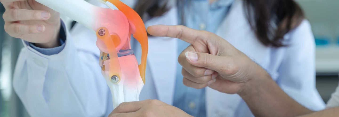 Joint Replacement – Dr. Munde’s Speciality Center
